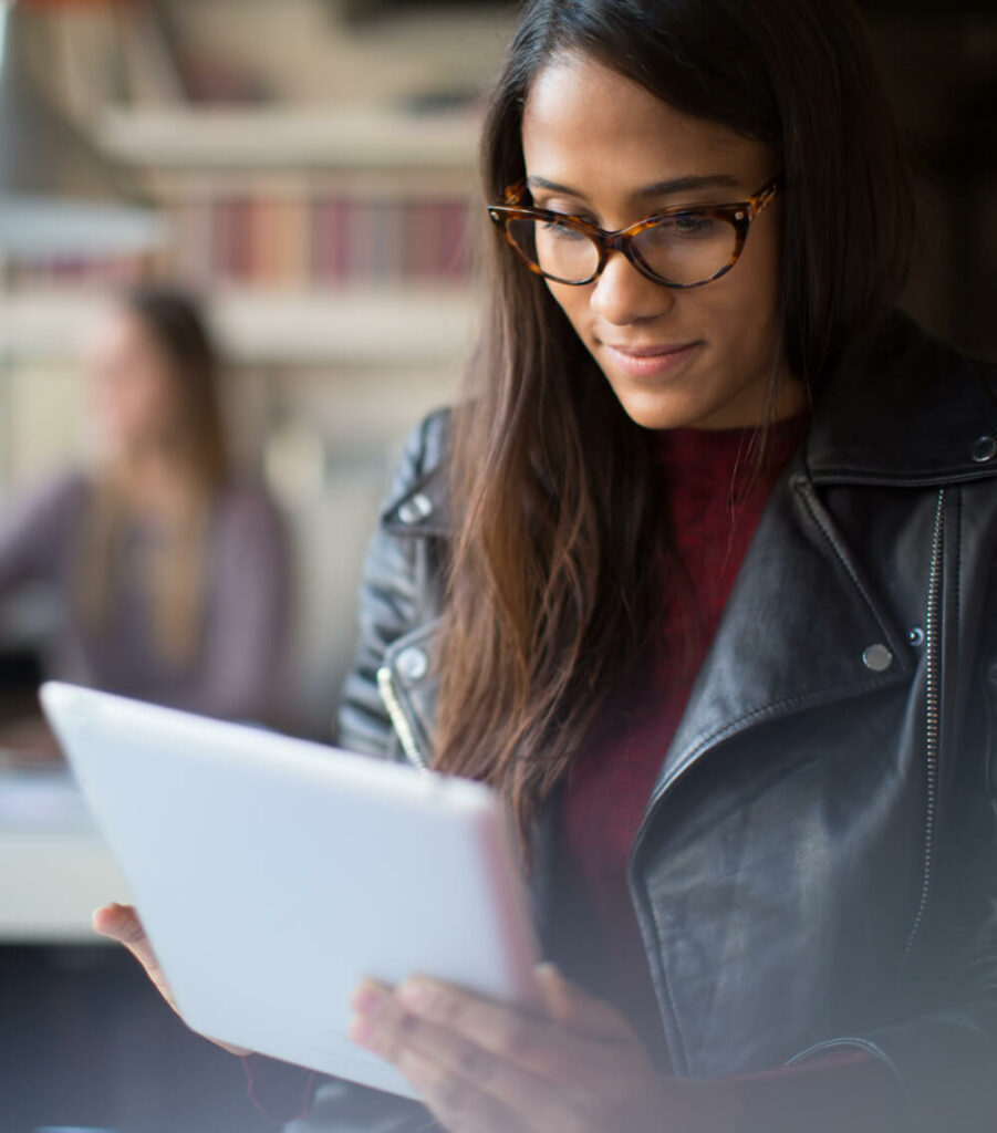 Scholarships & Grants - Te Rau Matatau